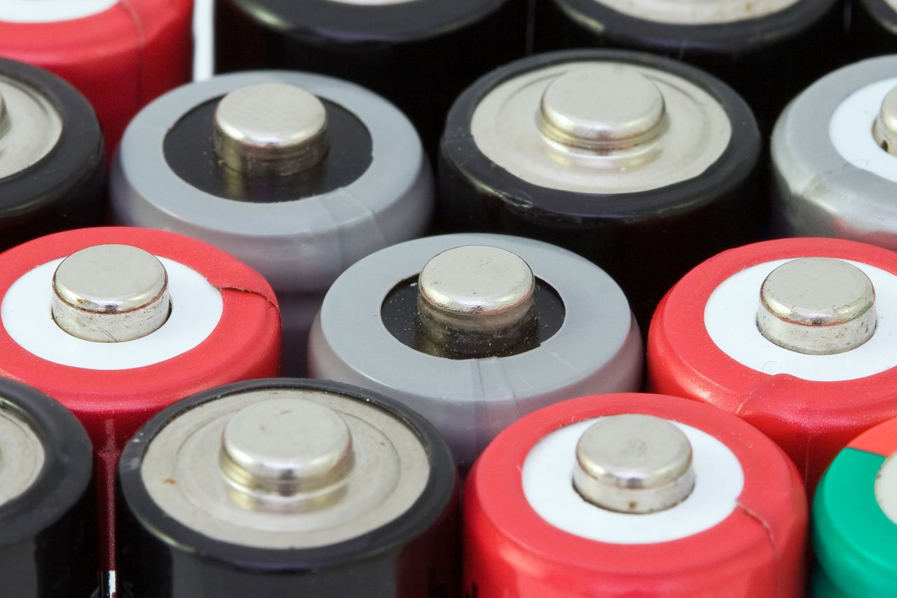 Proper Battery Storage and Disposal Tips